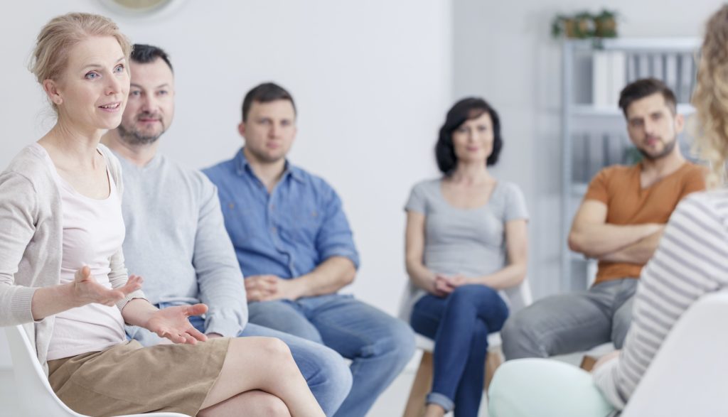 What to Expect From an Al-Anon Meeting | Burning Tree Ranch